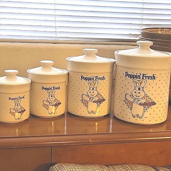 Pillsbury | Kitchen | Pillsbury Doughboy Poppin Fresh 4pc Canister Set ...